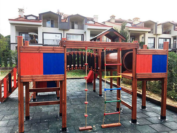 Andromeda | Europe Playgrounds