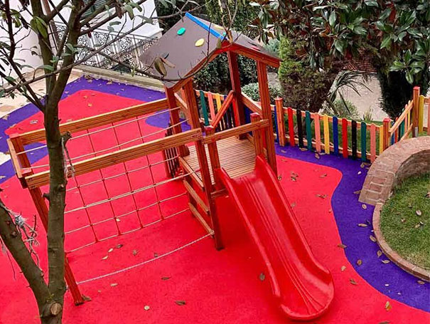 Lyra | Europe Playgrounds